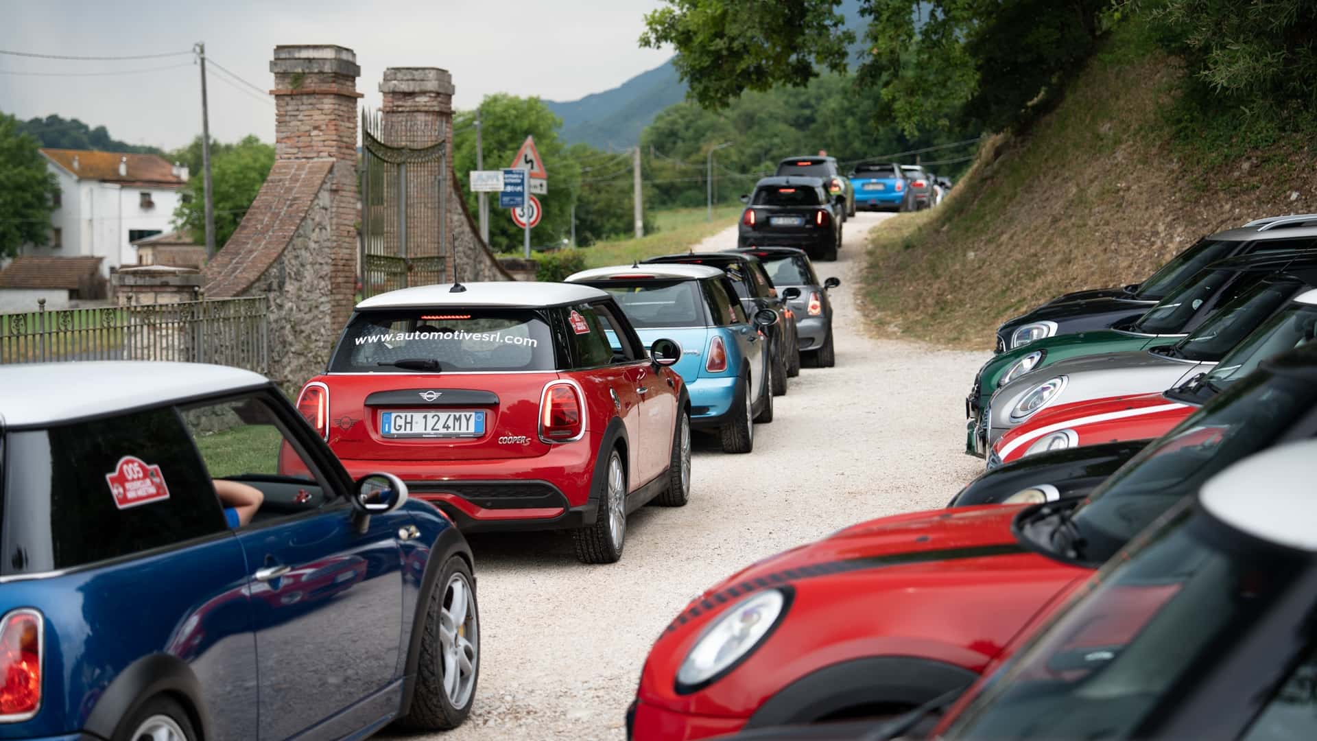 La passione per l'auto è ancora viva, non dimentichiamolo