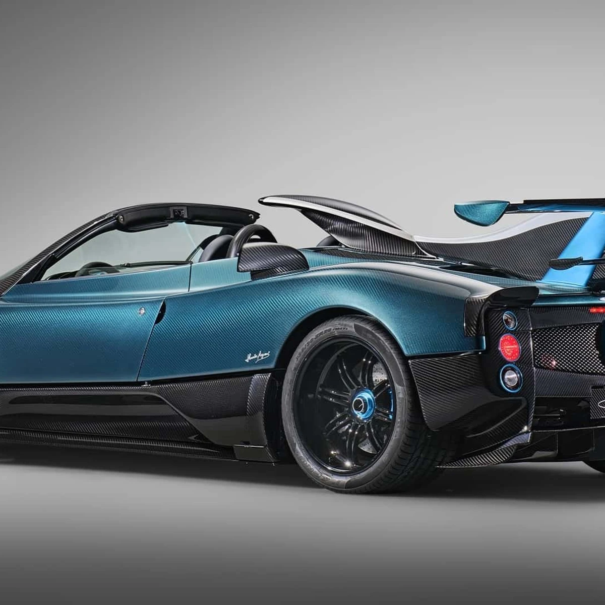Pagani Zonda F Azul