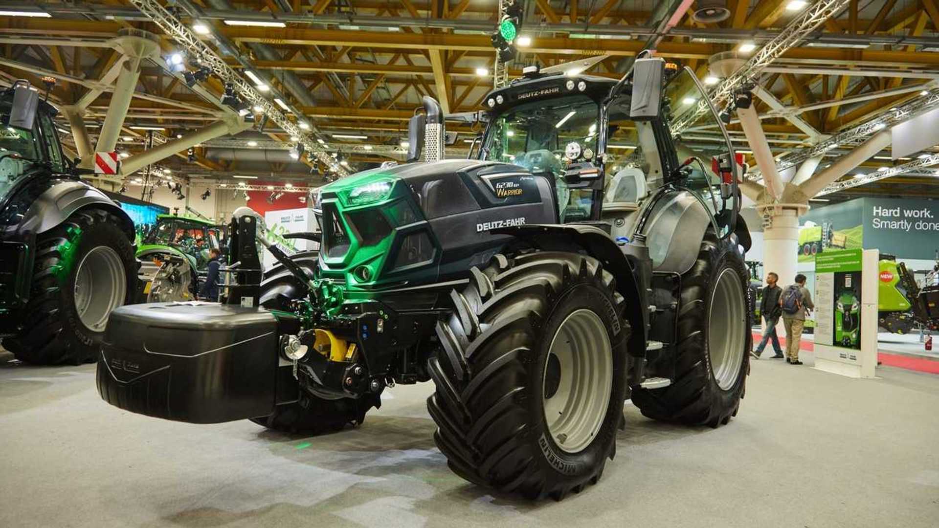 DEUTZ-FAHR a EIMA 2022: 22 trattori nello stand!