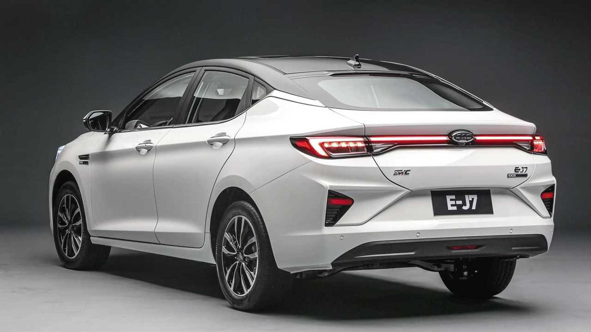 Notícias e Avaliações da JAC E-J7 | InsideEVs Brasil