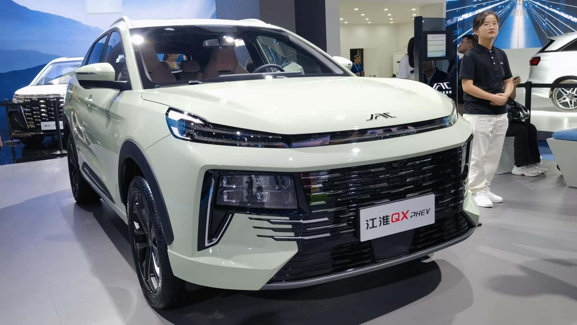 JAC QX PHEV: SUV híbrido plug-in anti-Song Plus e Haval H6 virá ao Brasil