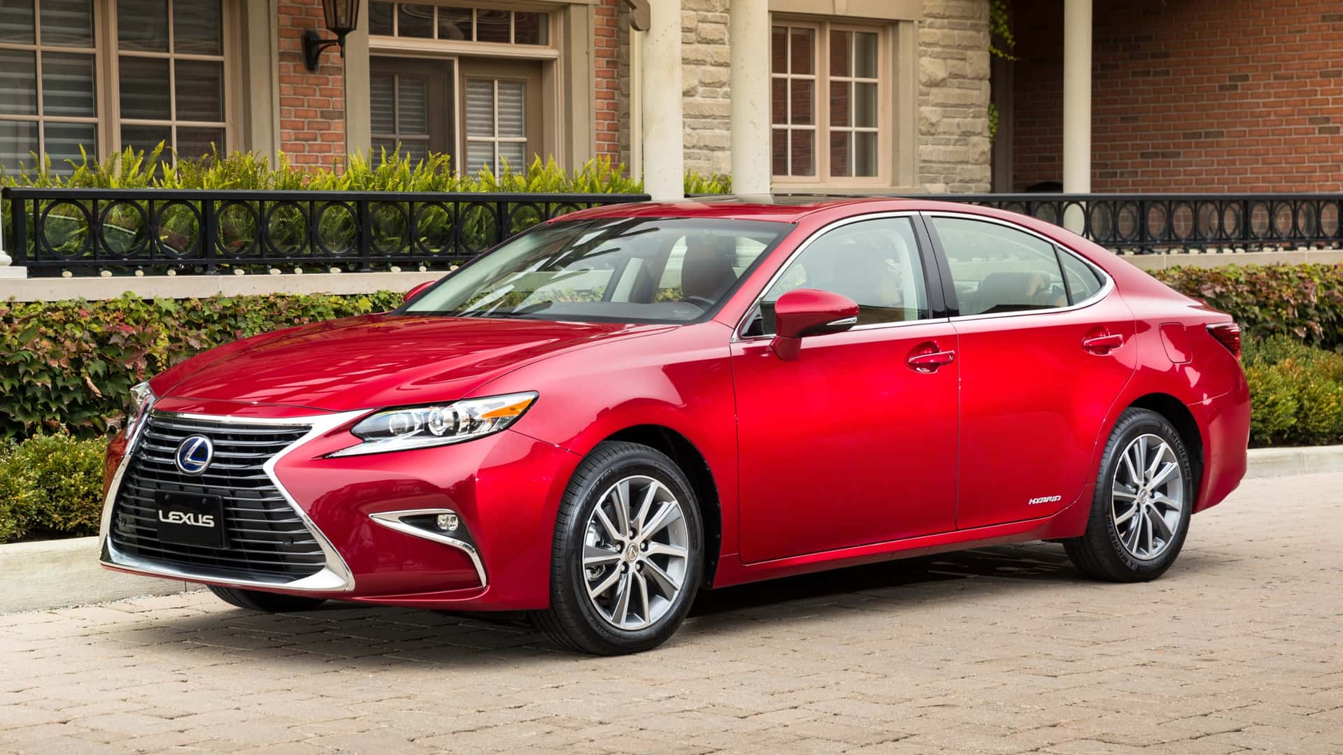 Photos: 10 Longest-Lasting Sedans (2025) | Motor1.com