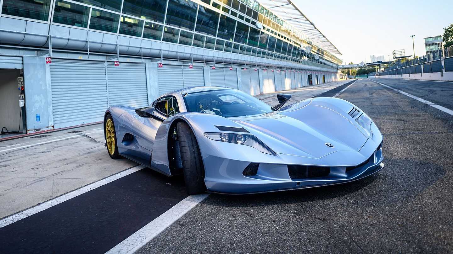 Tutto su M.A.T. e le sue auto. Supercar italiane crescono