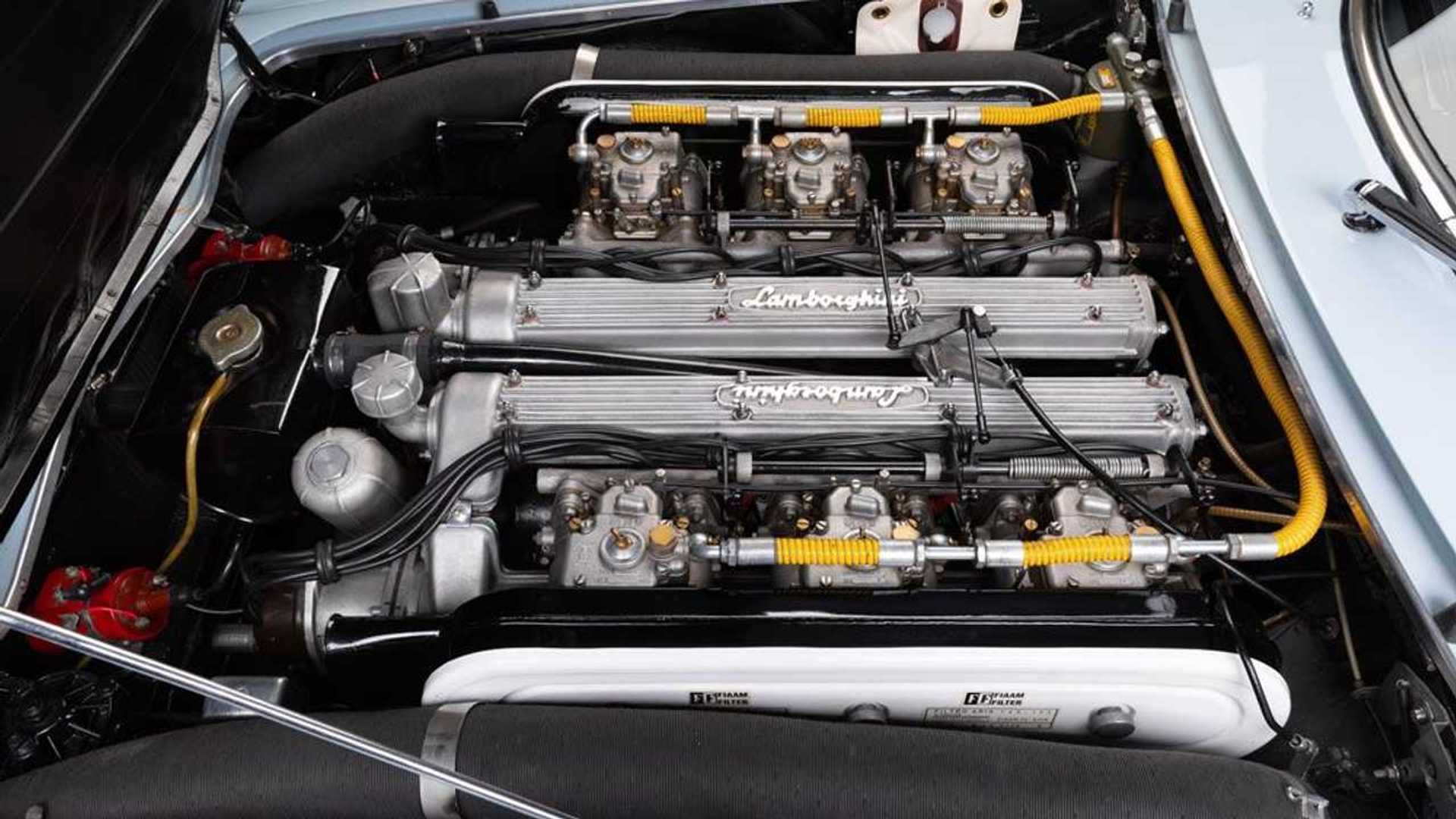 Lamborghini, il 12 cilindri a V progettato da Bizzarrini