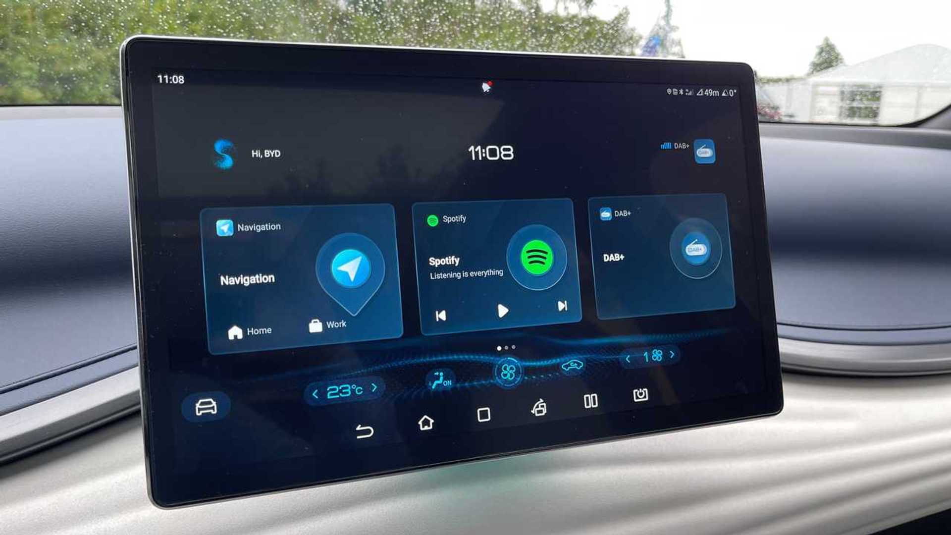 Dentro la BYD Atto 3, l’elettrica cinese che vuole conquistarci