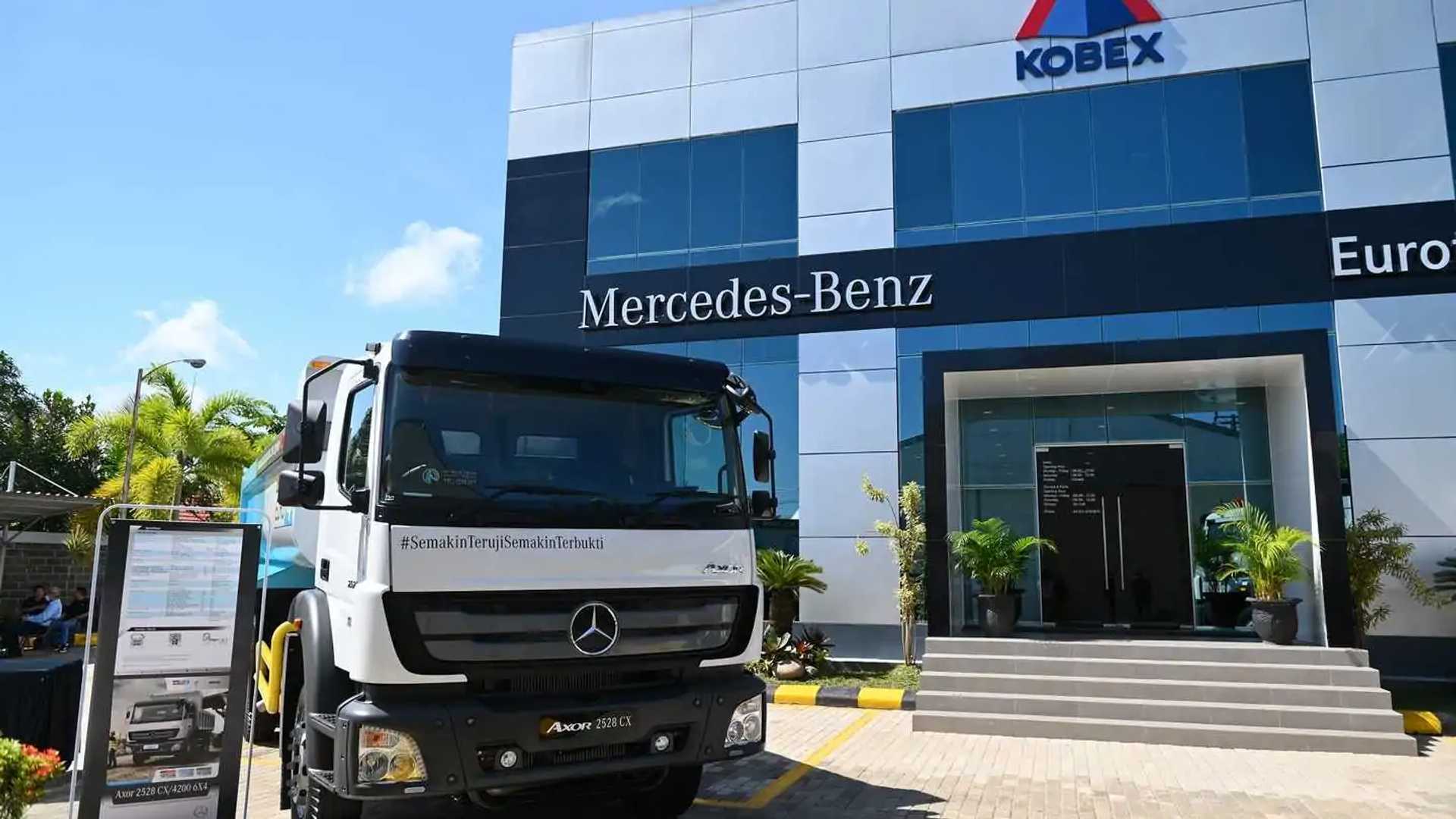 Mercedes-Benz Axor Euro 4 Resmi ke Kalimantan Selatan