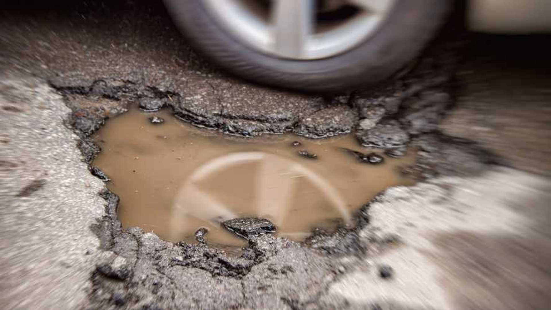 Pothole problem 'has not gone away' despite mild winter, RAC says