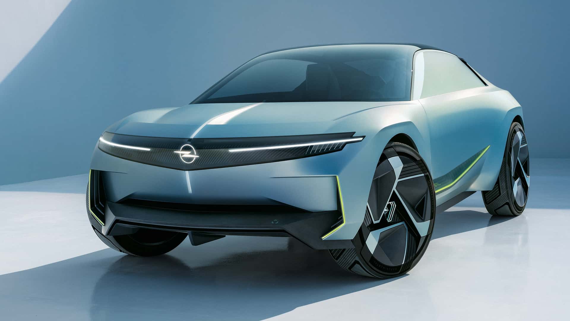 Opel zeigt Studie Experimental und mehr auf der IAA