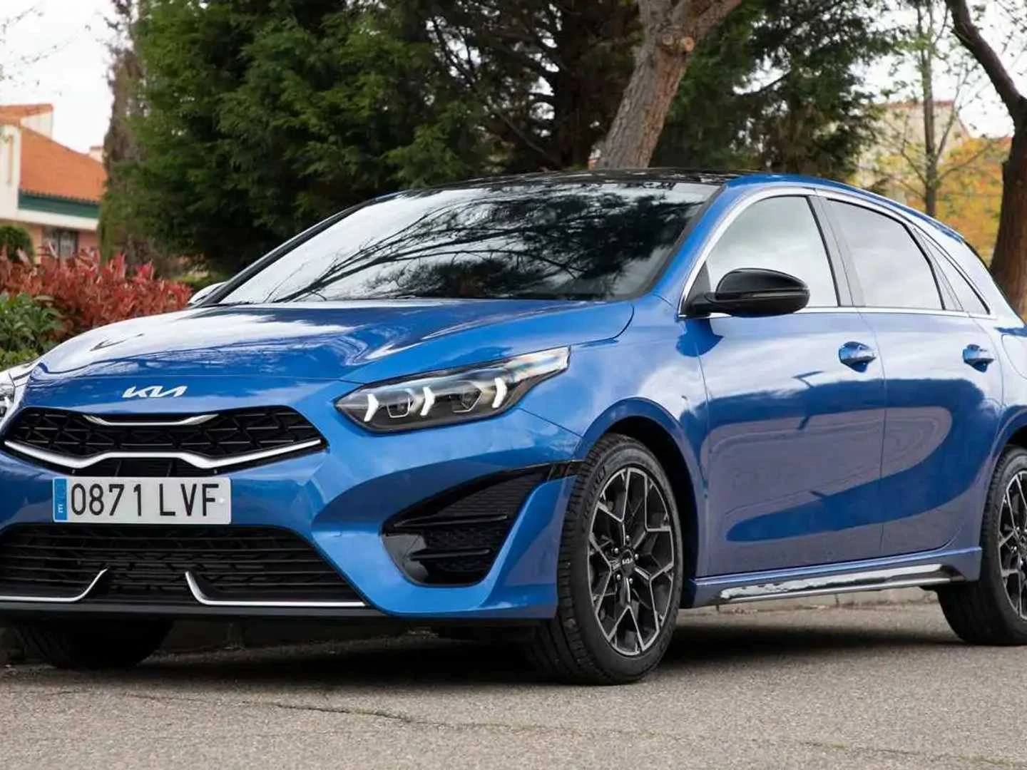 Busco la mejor oferta en España. Kia ceed o i30 1.5 160 - Forocoches