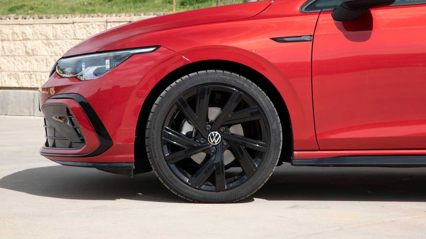 Prueba Volkswagen Golf Variant R-Line eTSI: un gran familiar