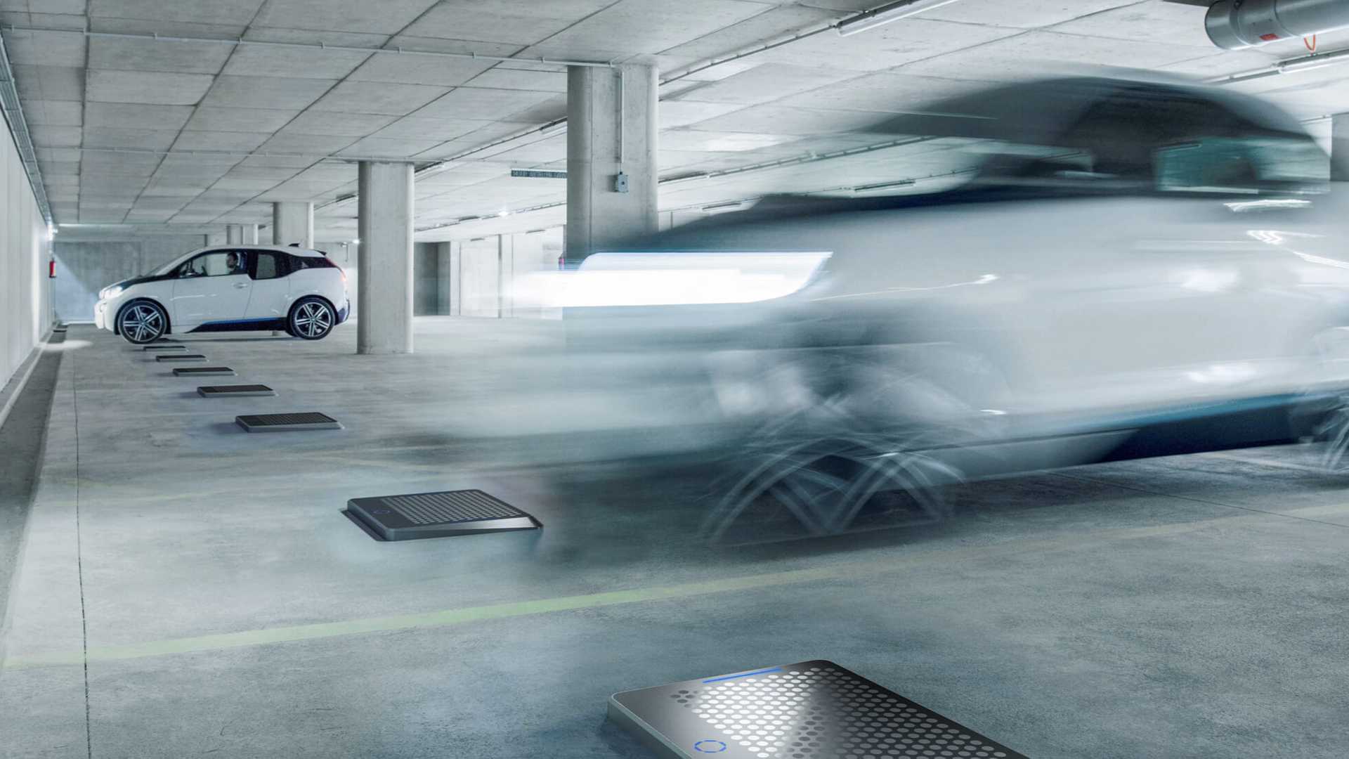 World Debut Of Fully Automated Conductive Charging And Payment