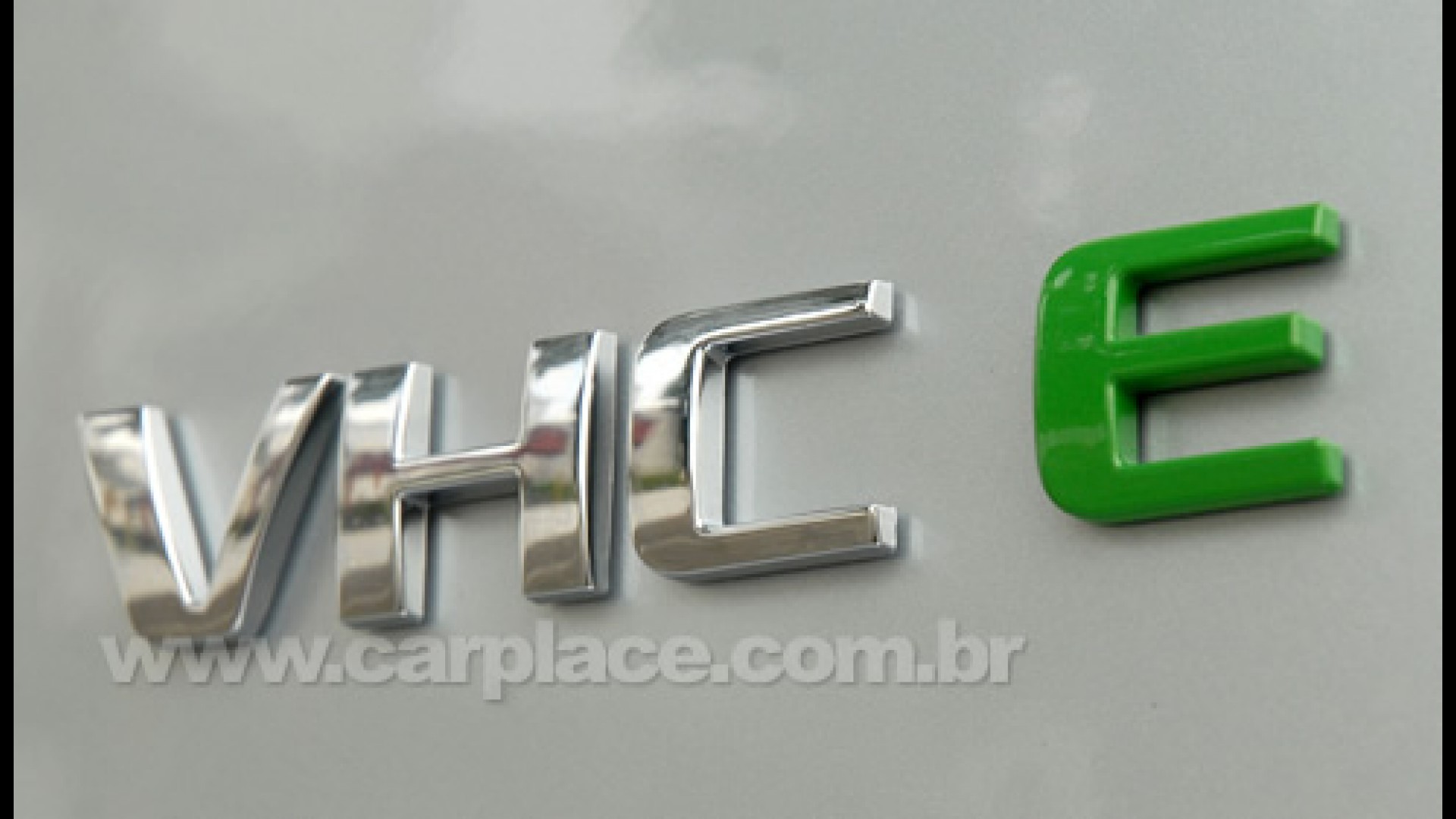 Chevrolet anuncia oficialmente o novo motor VHCE e itens para Celta e ...