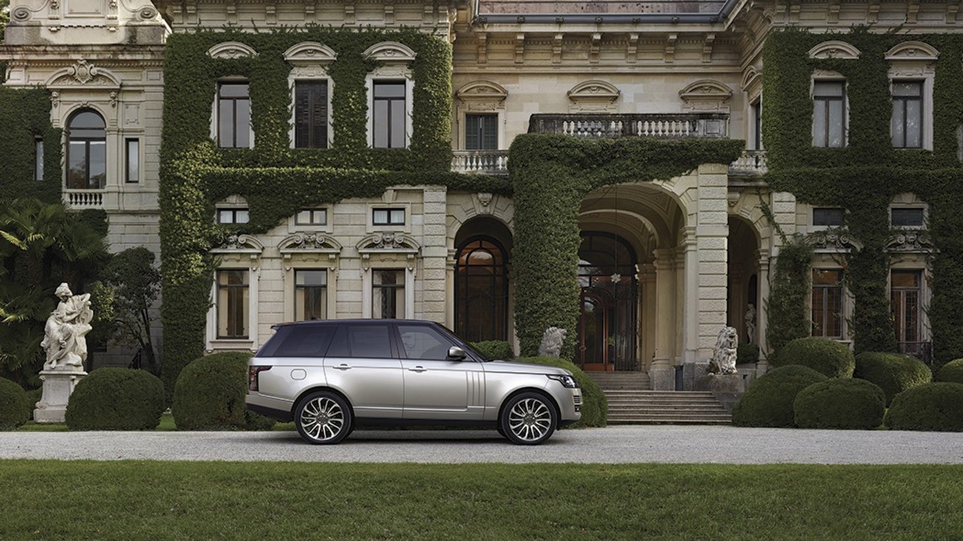 2017 model Range Rover'ın en güçlü versiyonu tanıtıldı