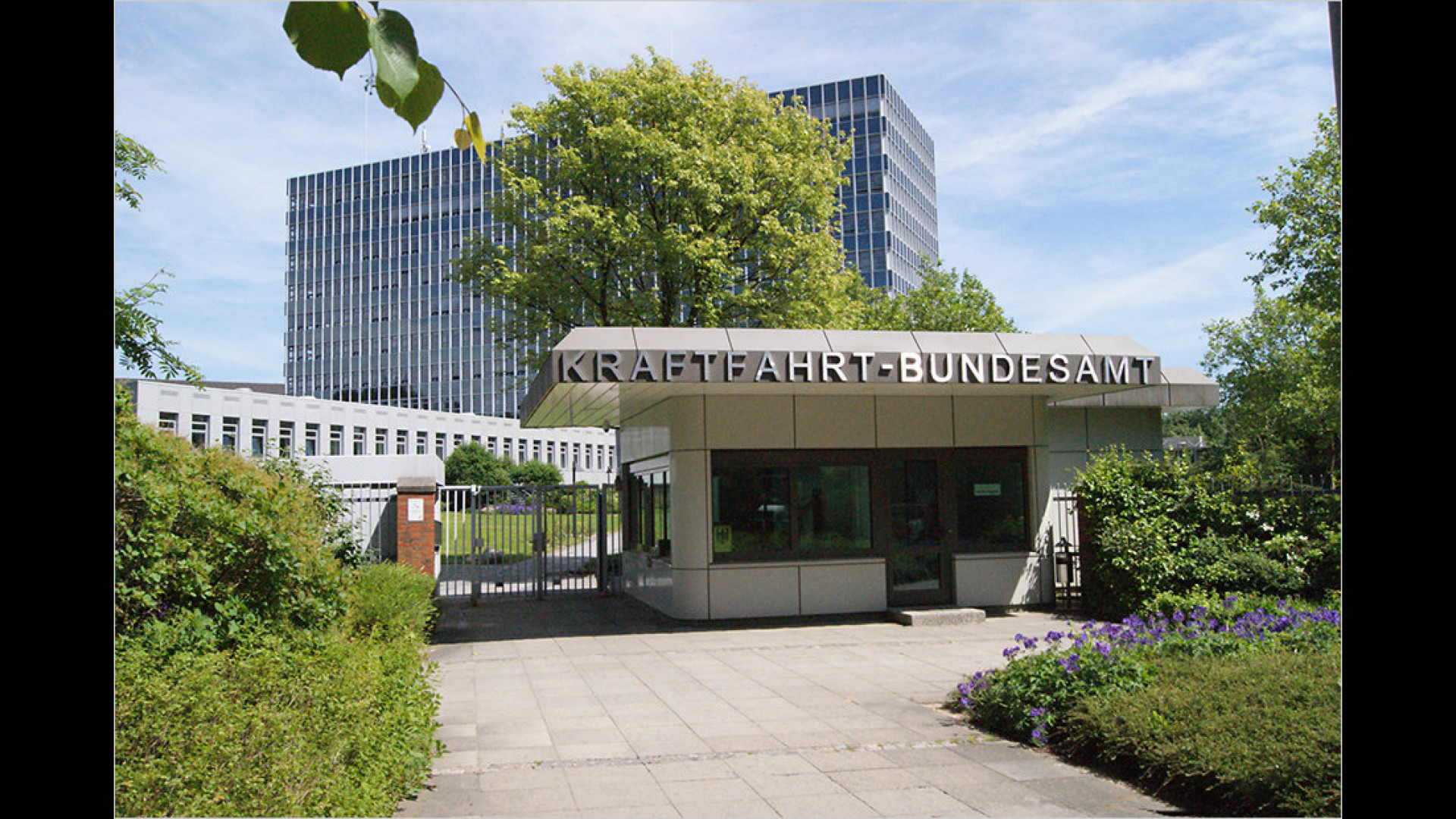 KBA ordnet offiziell den Rückruf an | Motor1.com Bilder