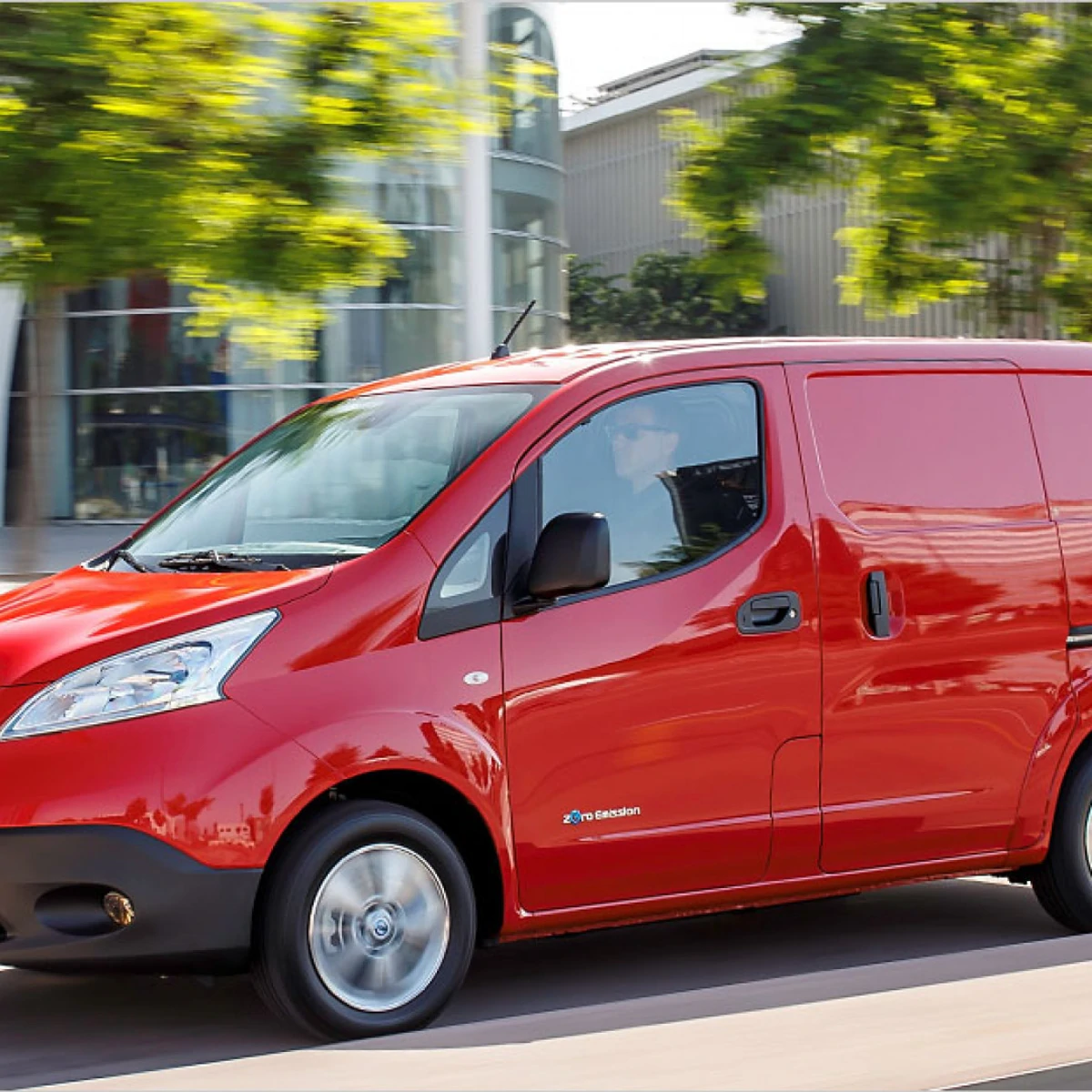 Nissan e van store