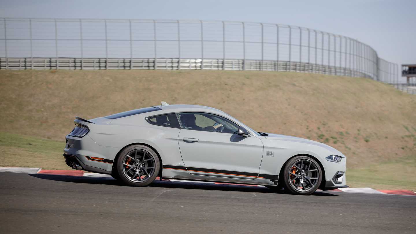 Primeiras Impressões Ford Mustang Mach 1 2021: receita de pista