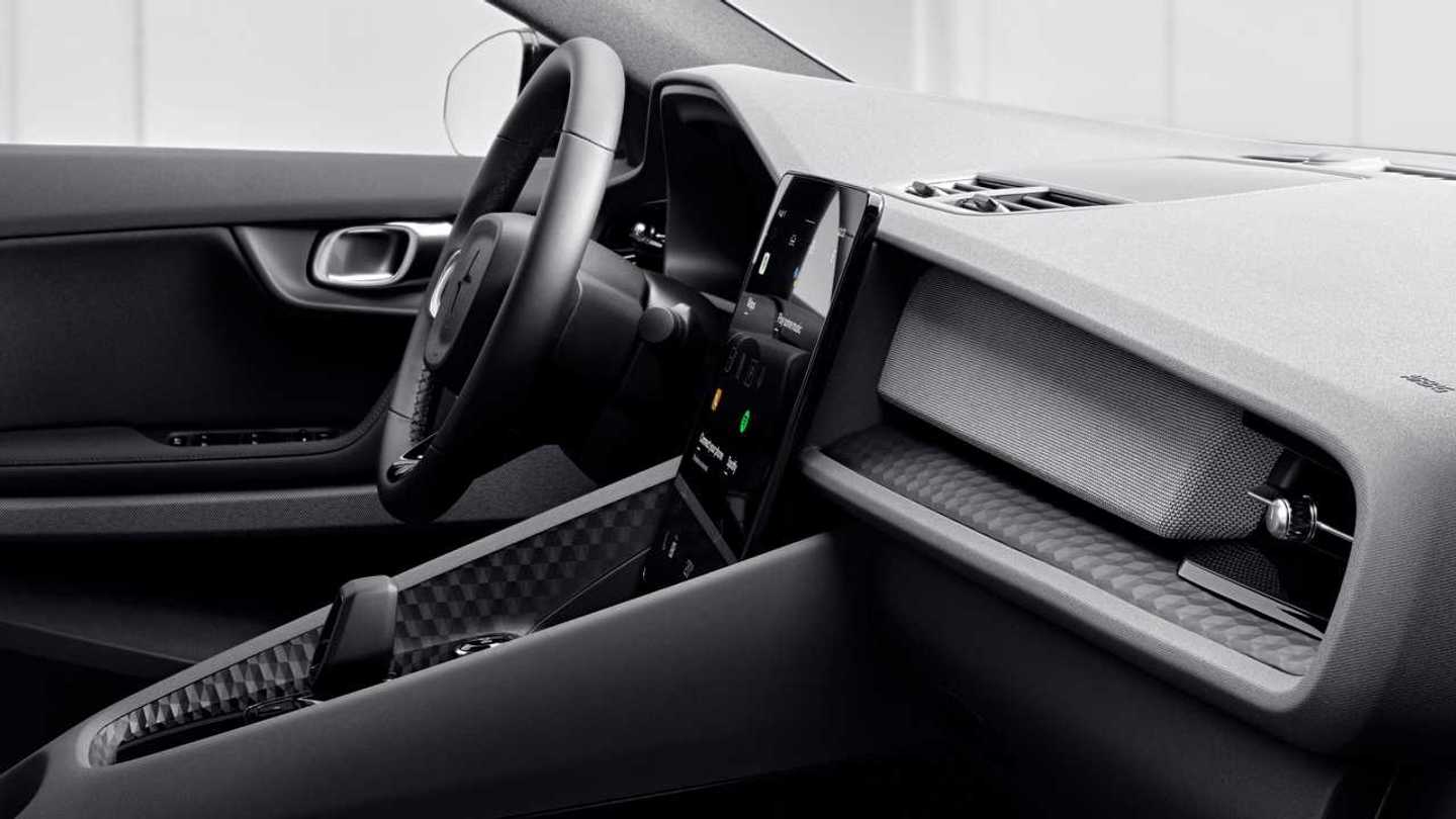 Polestar Introduces Single-Motor Polestar 2 With More Range