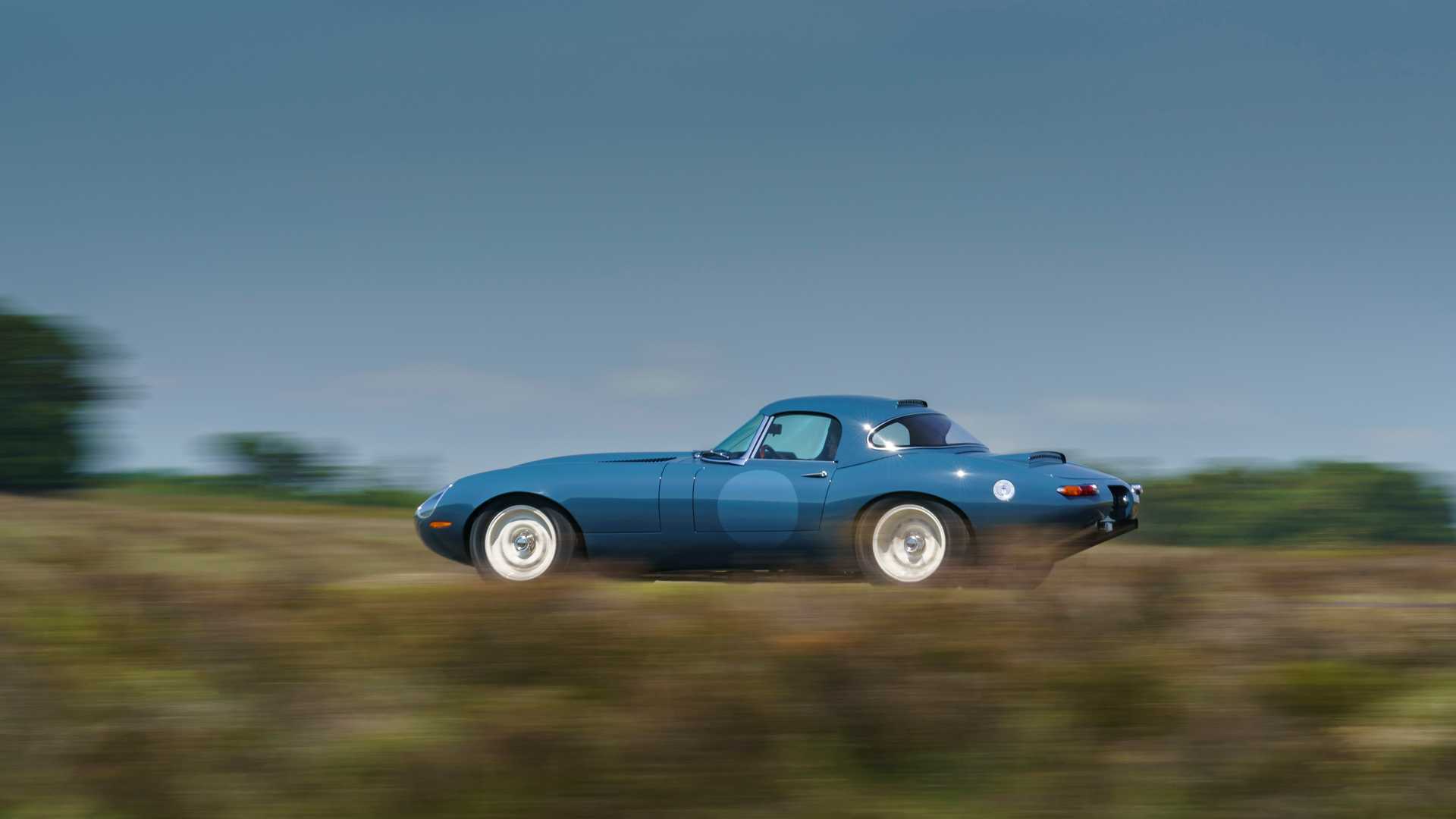 Ecco la Jaguar E-Type definitiva, si chiama Lightweight GT