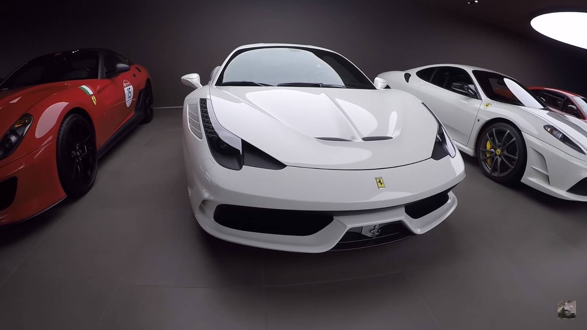 VIDÉO - L’impressionnante collection Ferrari de Swizzcars