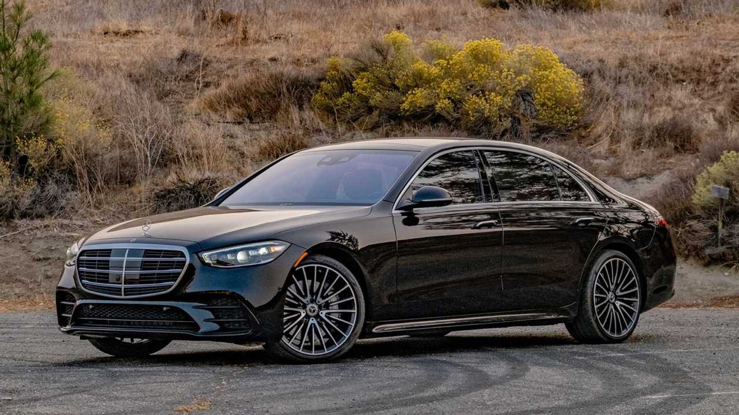 2021 Mercedes-Benz S-Class Wins Motor1 Star Award For Best Luxury Vehicle