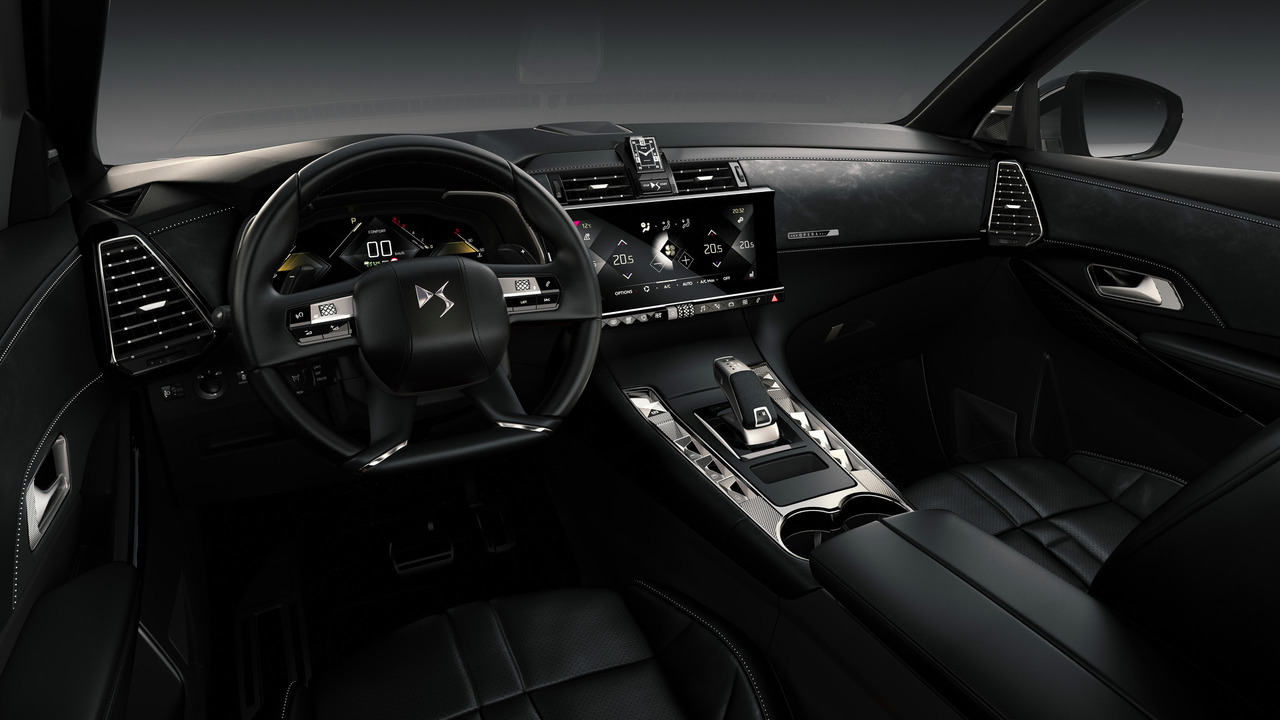 DS 7 Crossback ganha prêmio de "mais belo interior" em festival