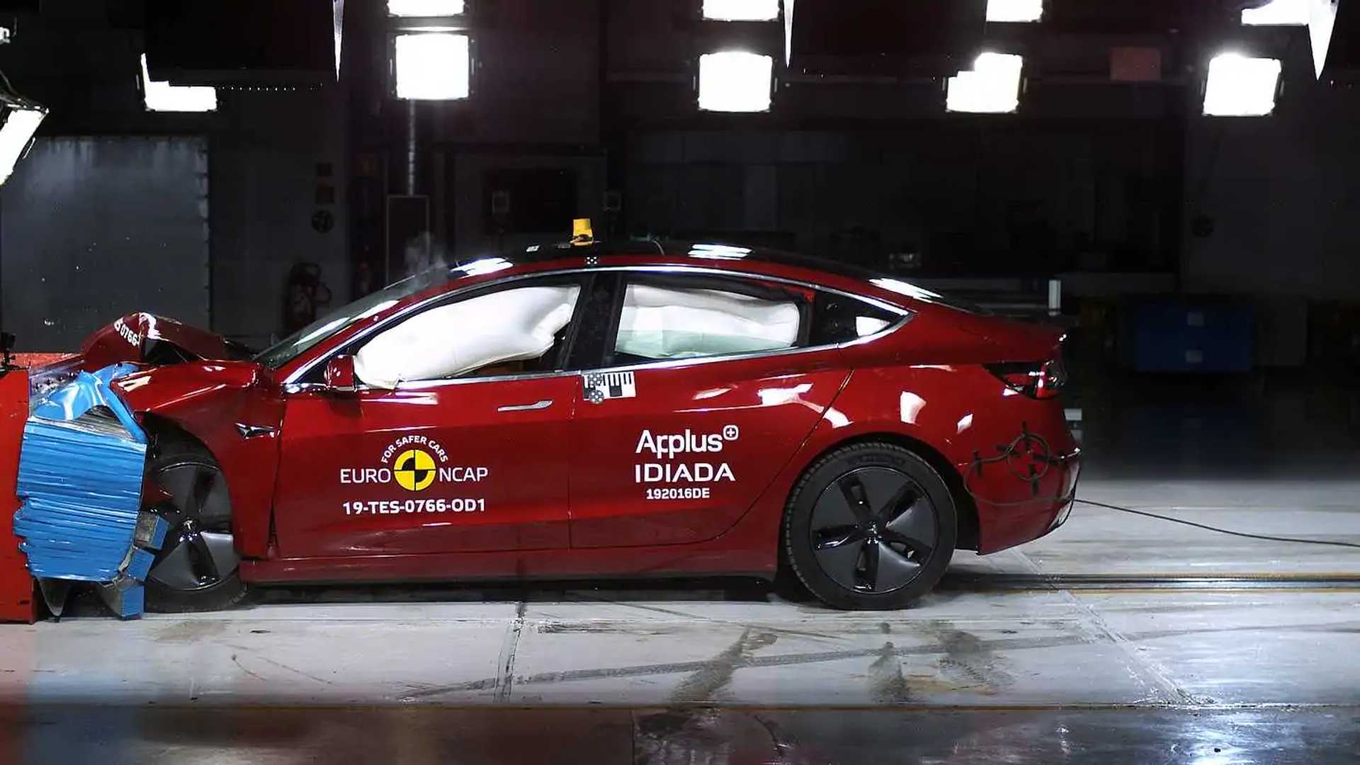 La Tesla Model 3 obtient 5 étoiles au crash-test Euro NCAP