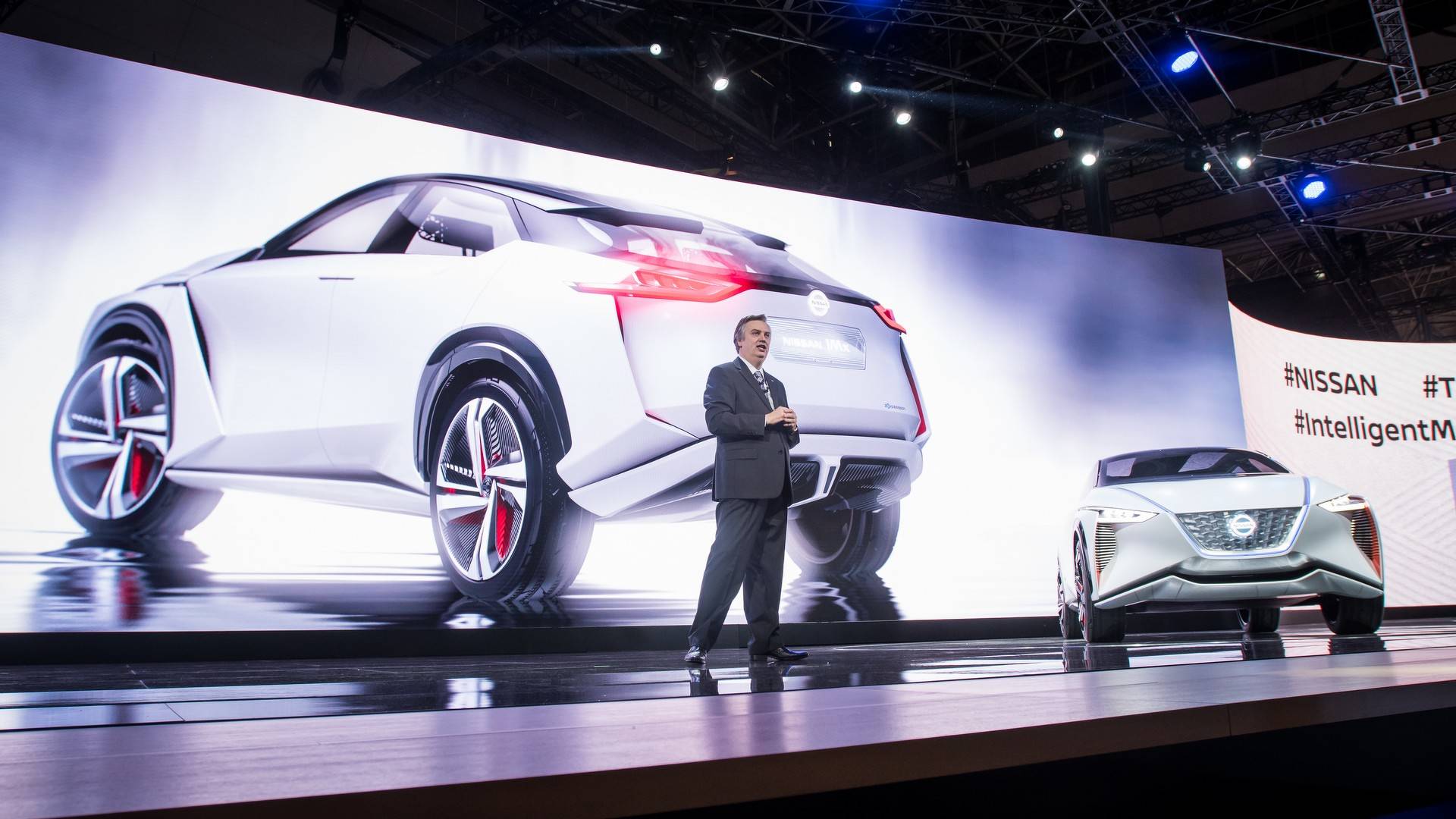 Nissan IMx Concept antecipa ousado SUV elétrico com autonomia de 600 km