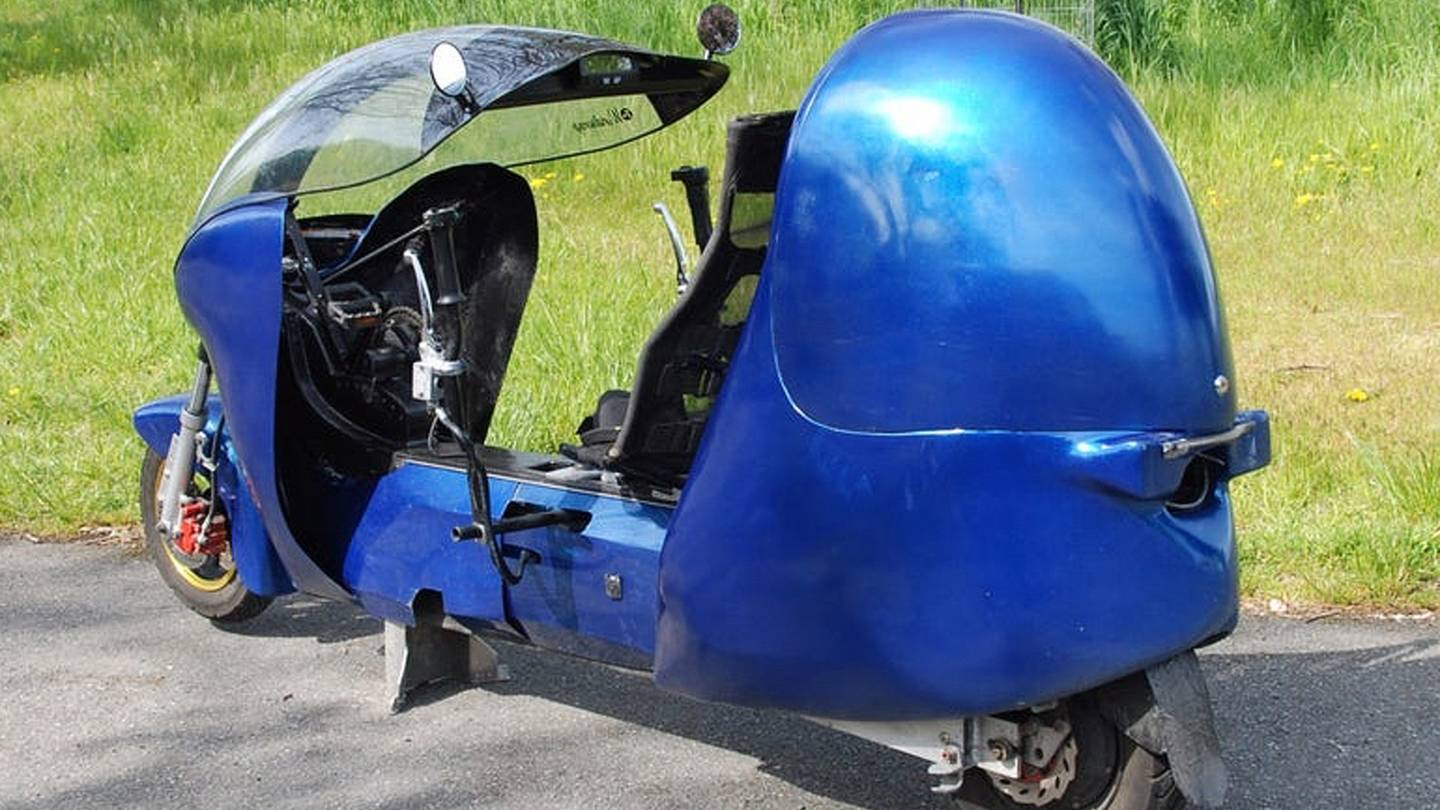 Meet the Electrom: A Streamlined Electric Bicycle