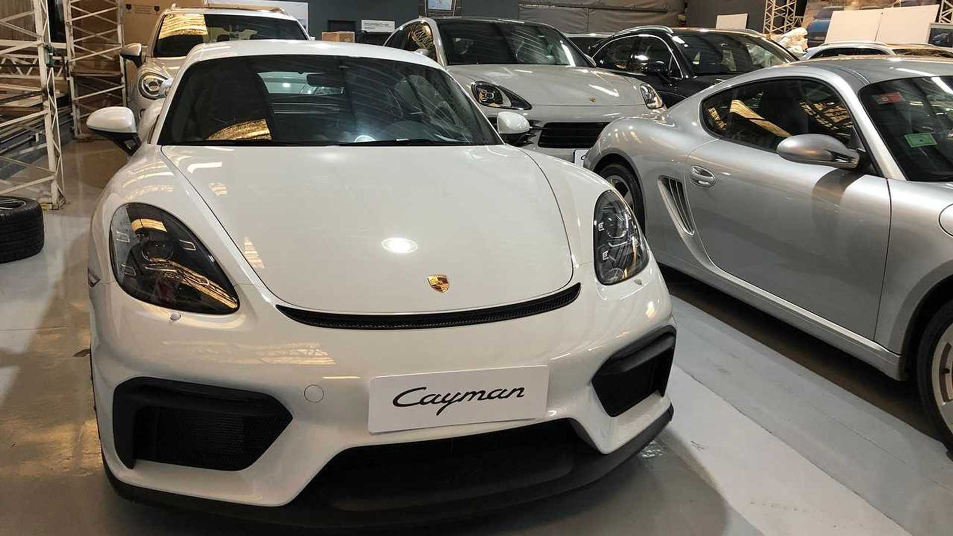 No sólo GT3: Porsche también mostró el primer Cayman GT4 de Argentina