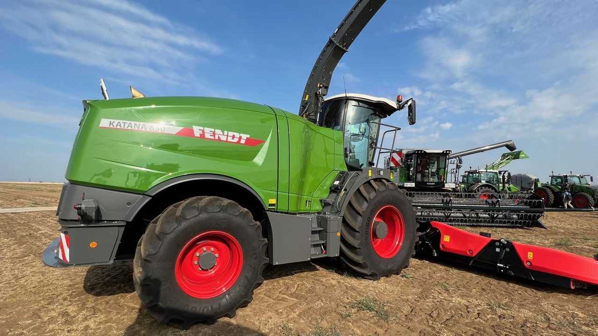 Arriva la nuova trincia Fendt Katana 850