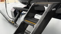 ACH 145 Mercedes-Benz Edition leva luxo da marca aos céus
