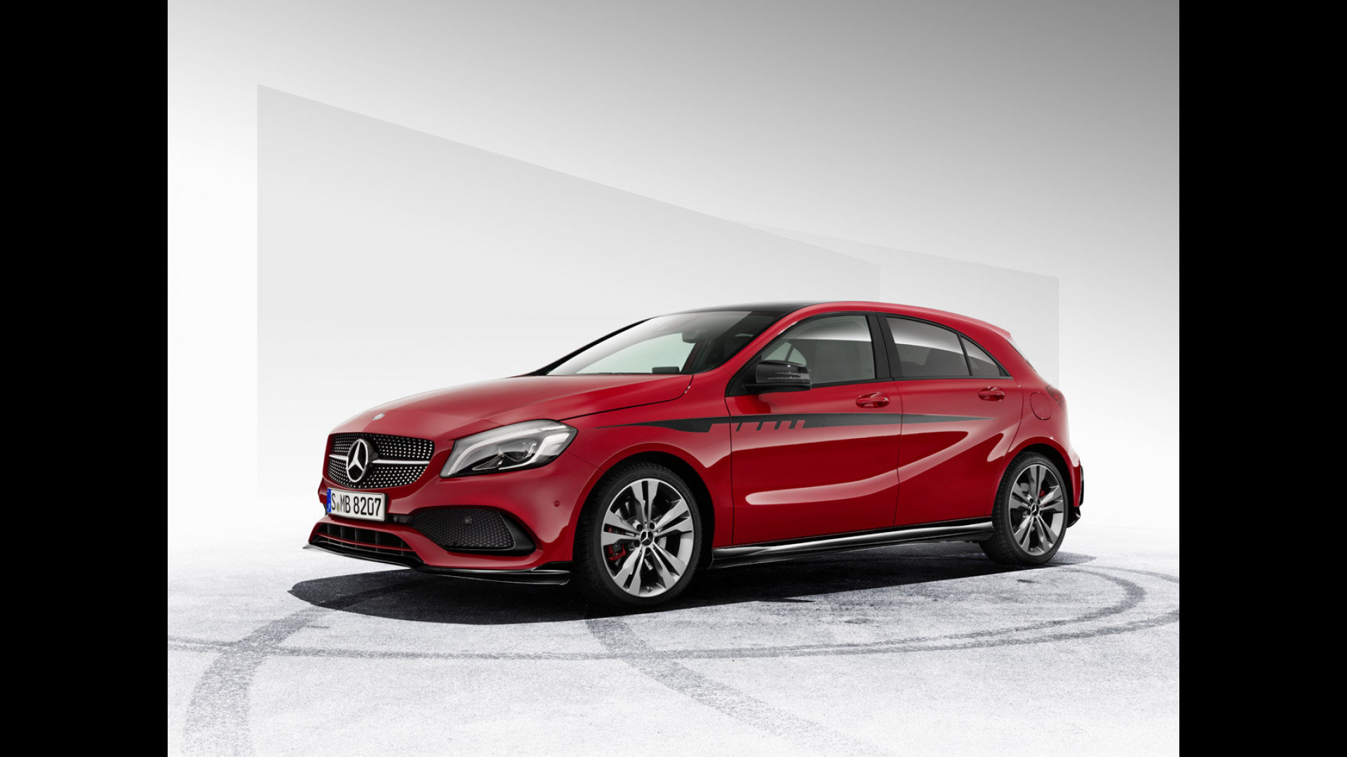 Mercedes Classe A, arriva il kit estetico AMG