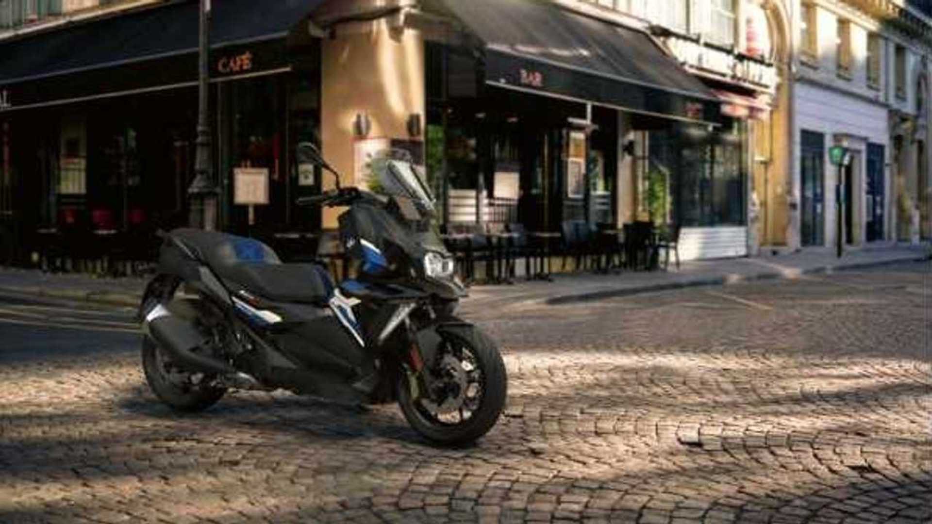BMW Updates C 400 GT And C 400 X Maxi-Scooters