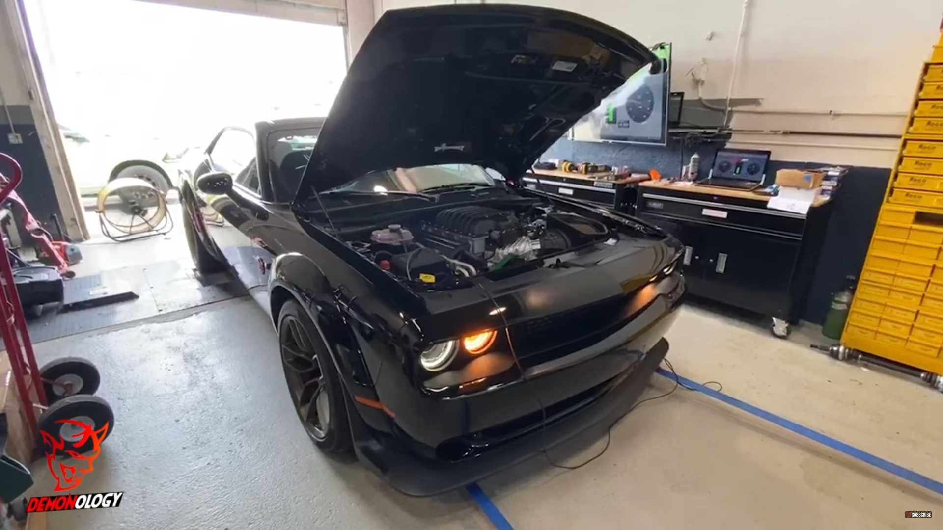 Dodge Demon With 1,000-HP 426 Hemi Hellephant Swap Hits Dyno | The ...