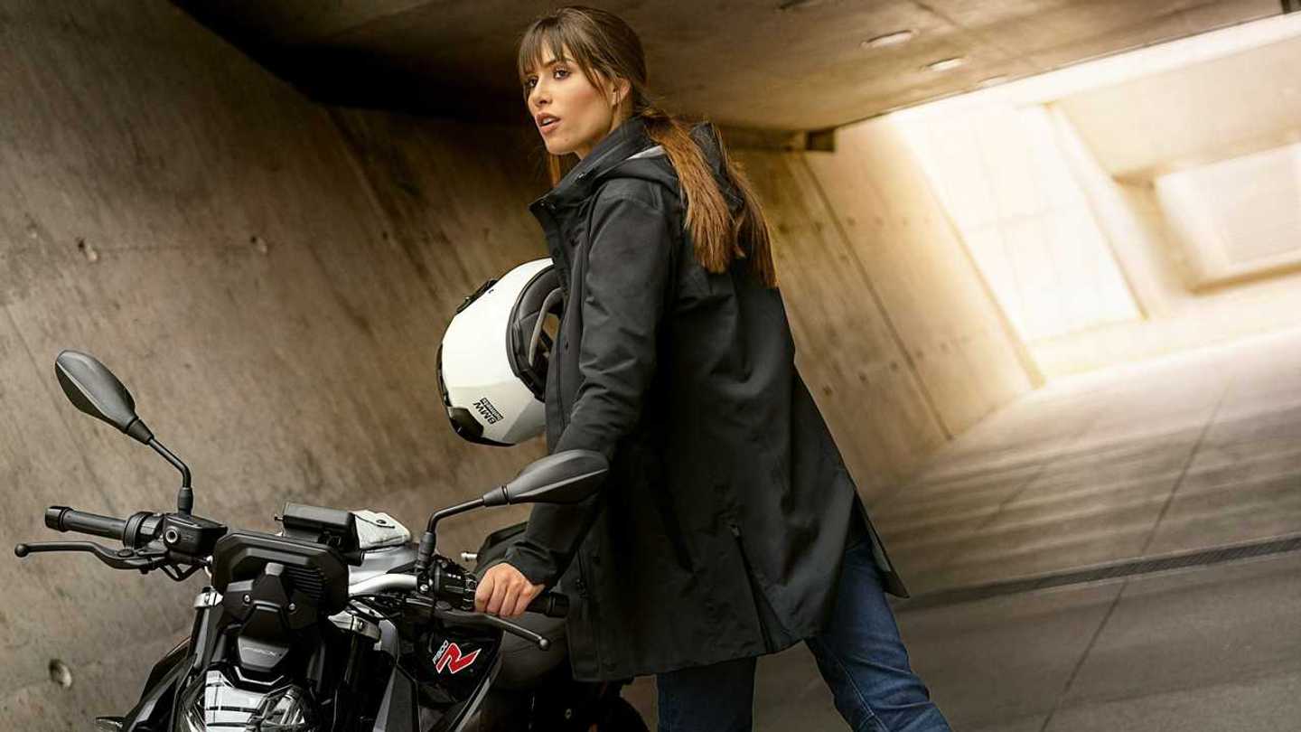 BMW Launches 2021 Motorrad Rider Equipment Collection