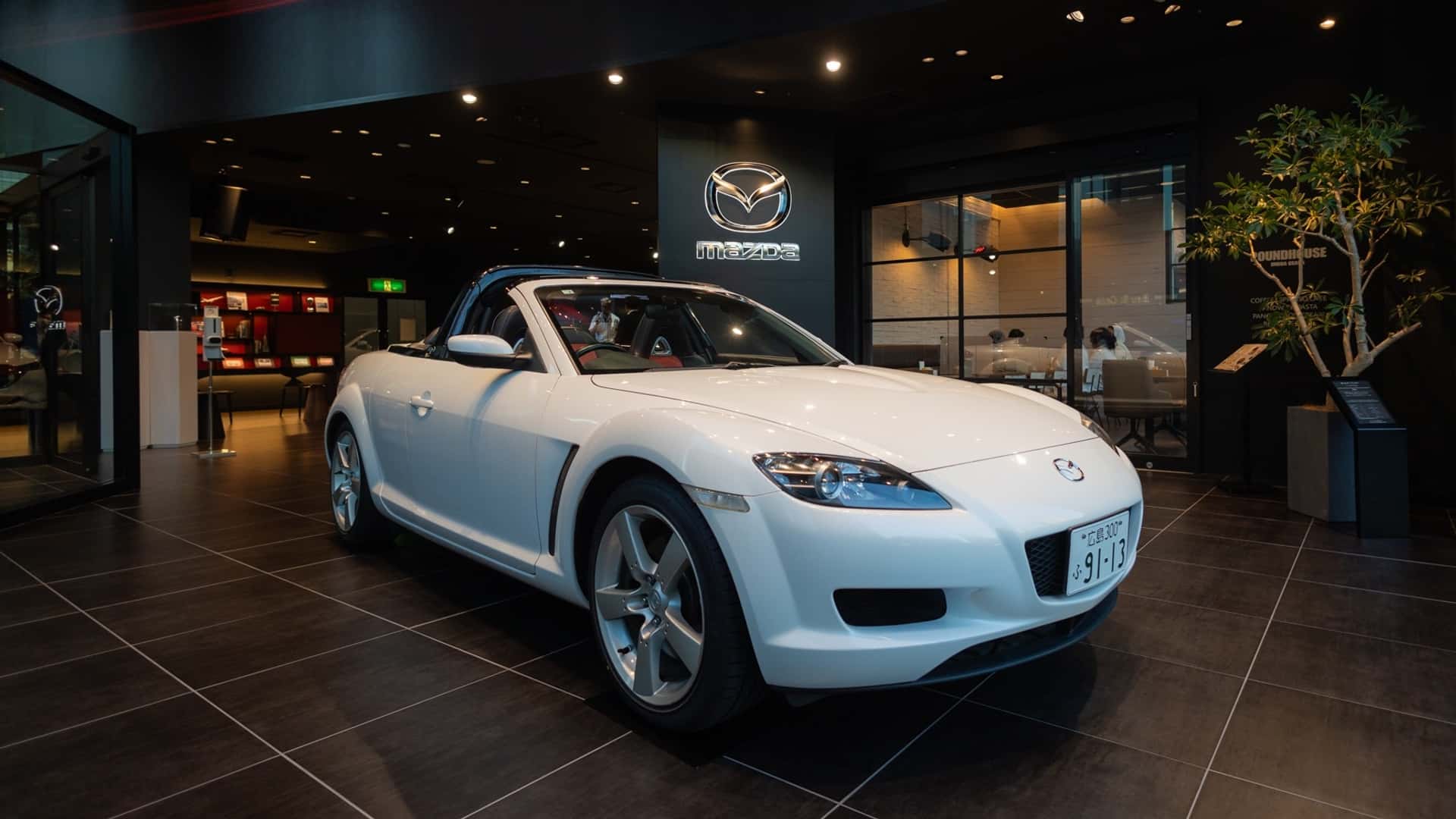 L'unique Mazda RX-8 Cabriolet est exposée au Japon