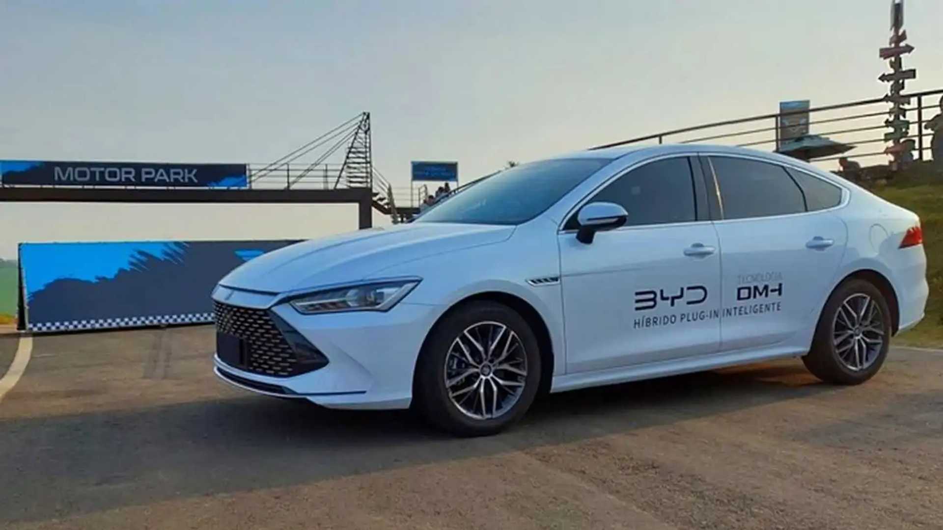 BYD lançará carros híbridos plug-in no Brasil a partir de setembro