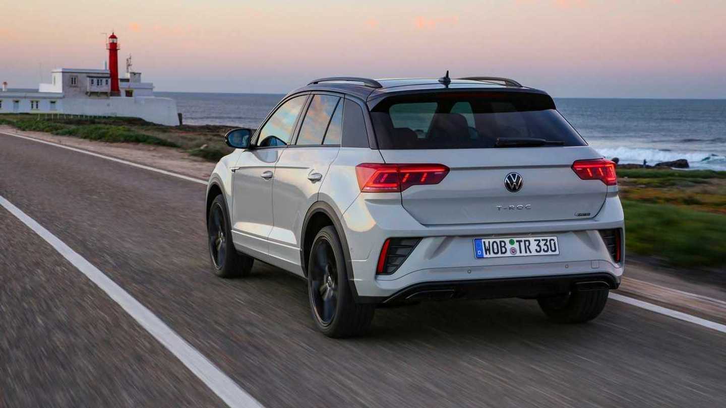 Volkswagen T-Roc 2022: spazio, motori, interni, prezzo, consumi