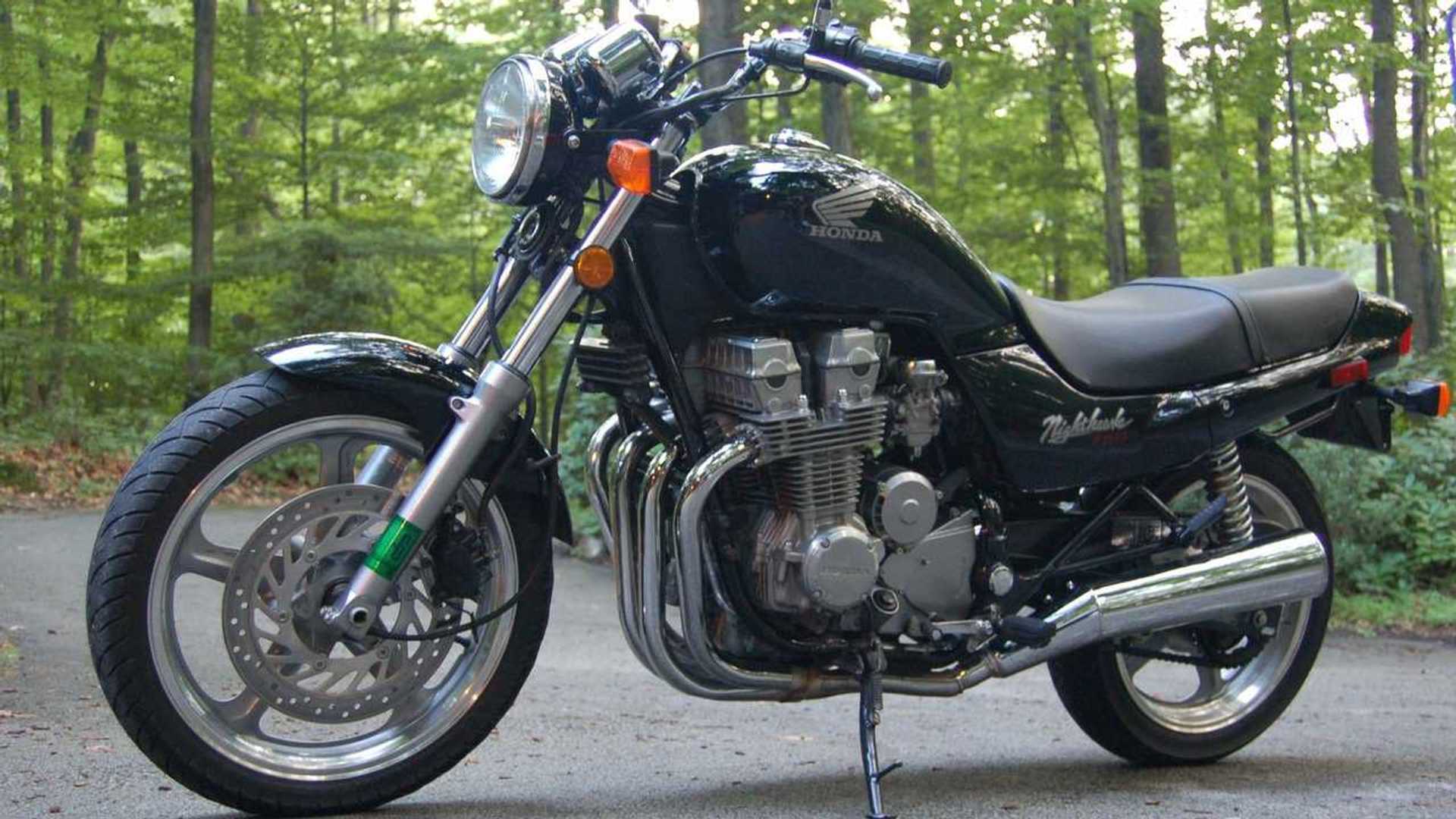 Motorcycle History 101: An Entire Flock Of Honda Hawks