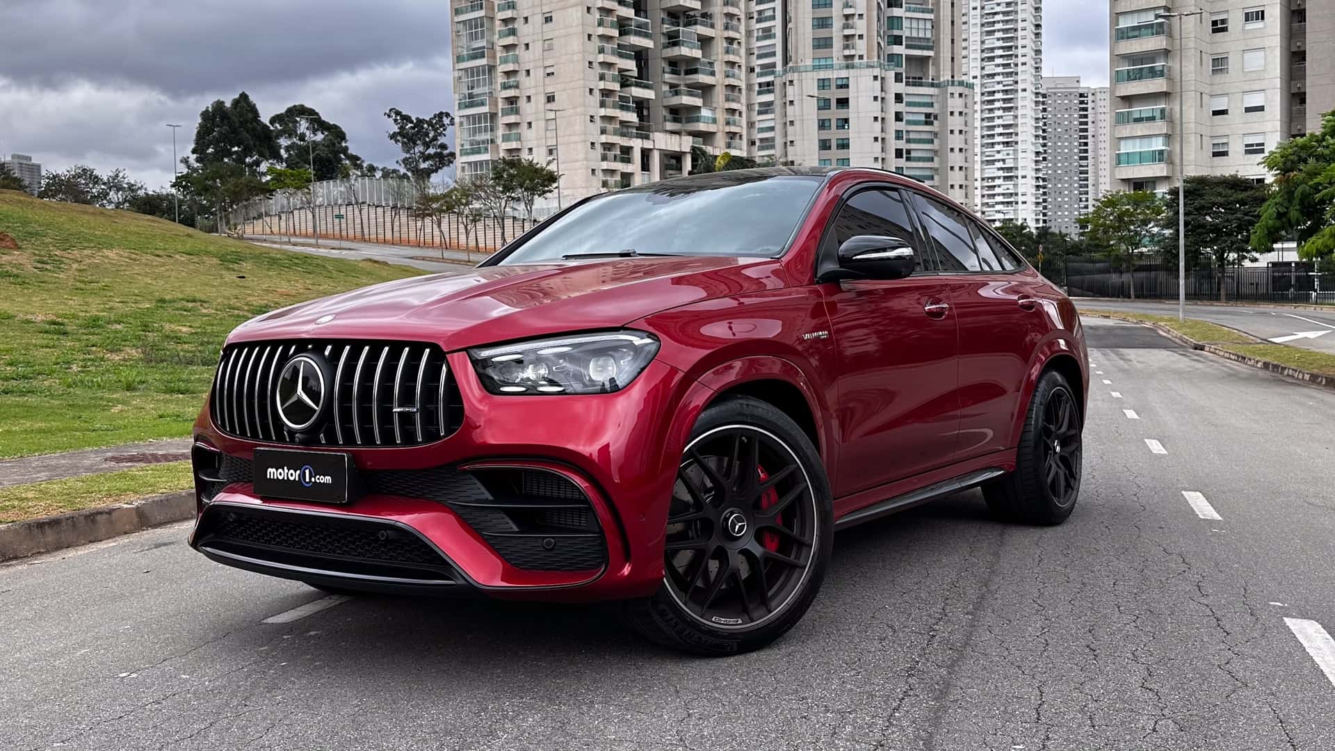 Teste Mercedes-AMG GLE 63S Coupé: a magia do V8 biturbo!