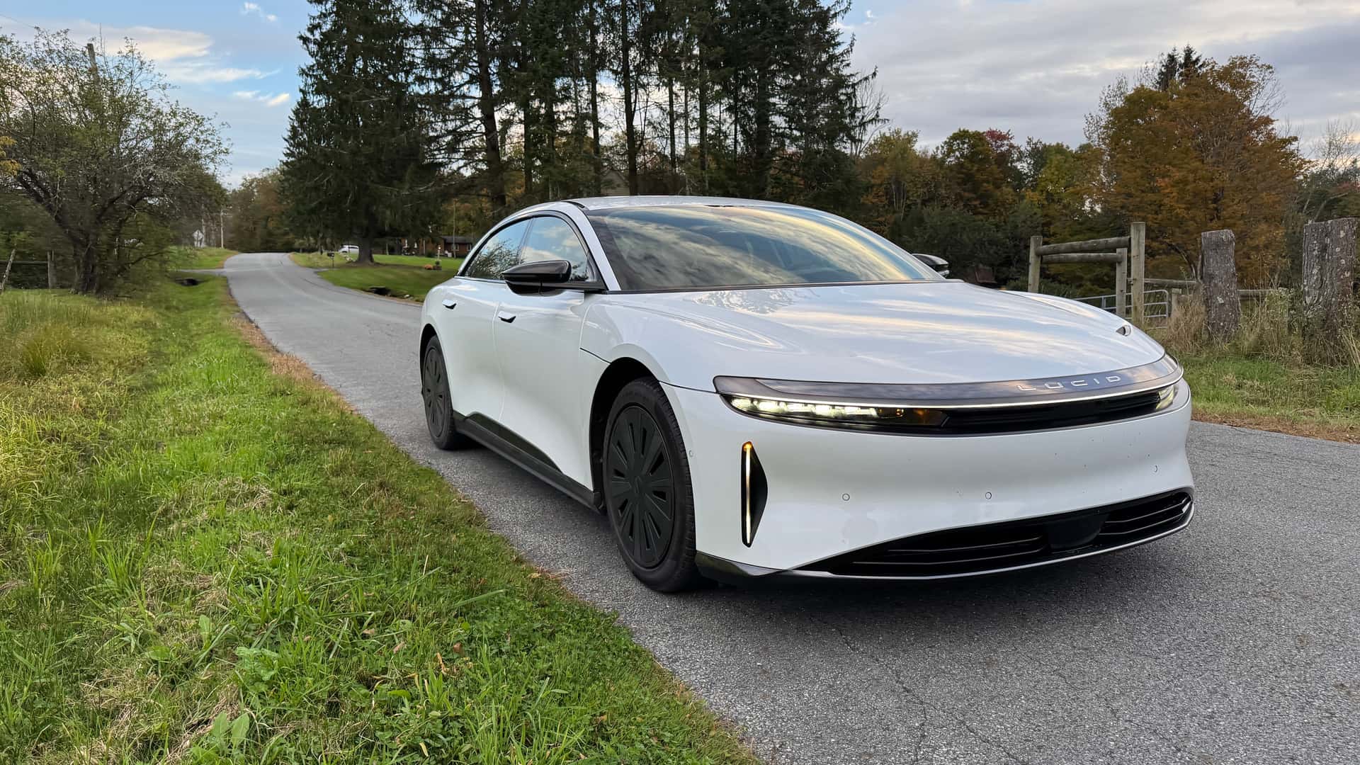 Lucid Is Recalling Its Cheapest EV Because It May Lose…