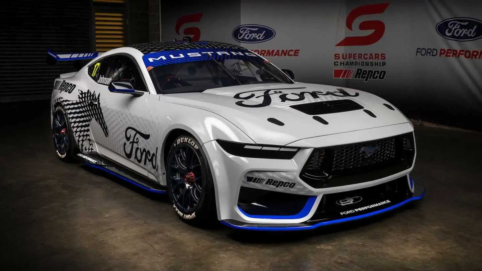Bemutatkozott a Ford Mustang GT Gen3 versenyautó, mely már jövőre ...