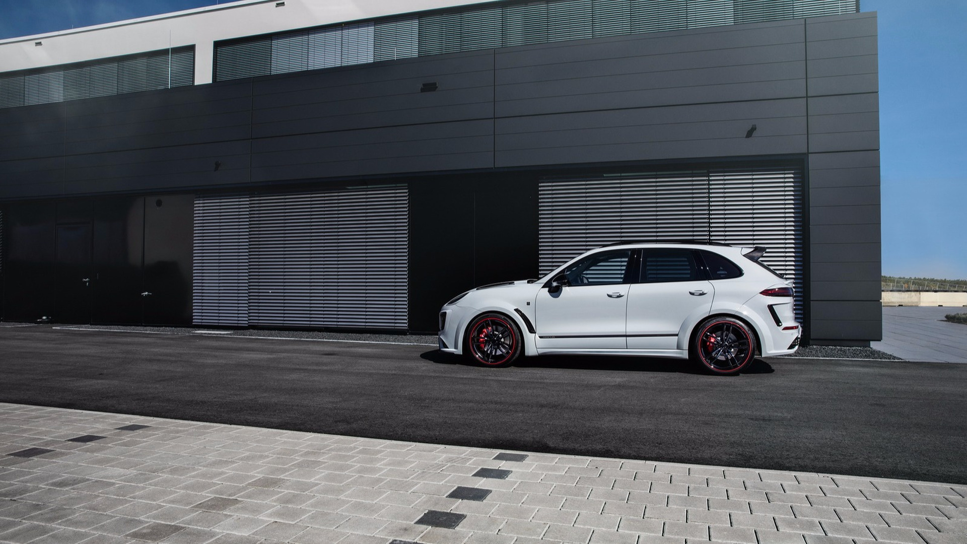 VIDEO – 720 ch pour le Porsche Cayenne Magnum Sport par TechArt