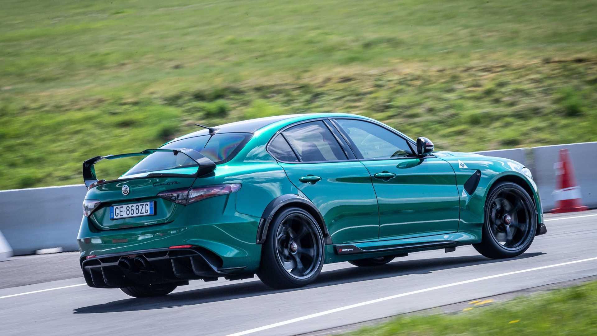 Alfa Romeo Giulia GTAm - Premier essai de la Giulia extrême