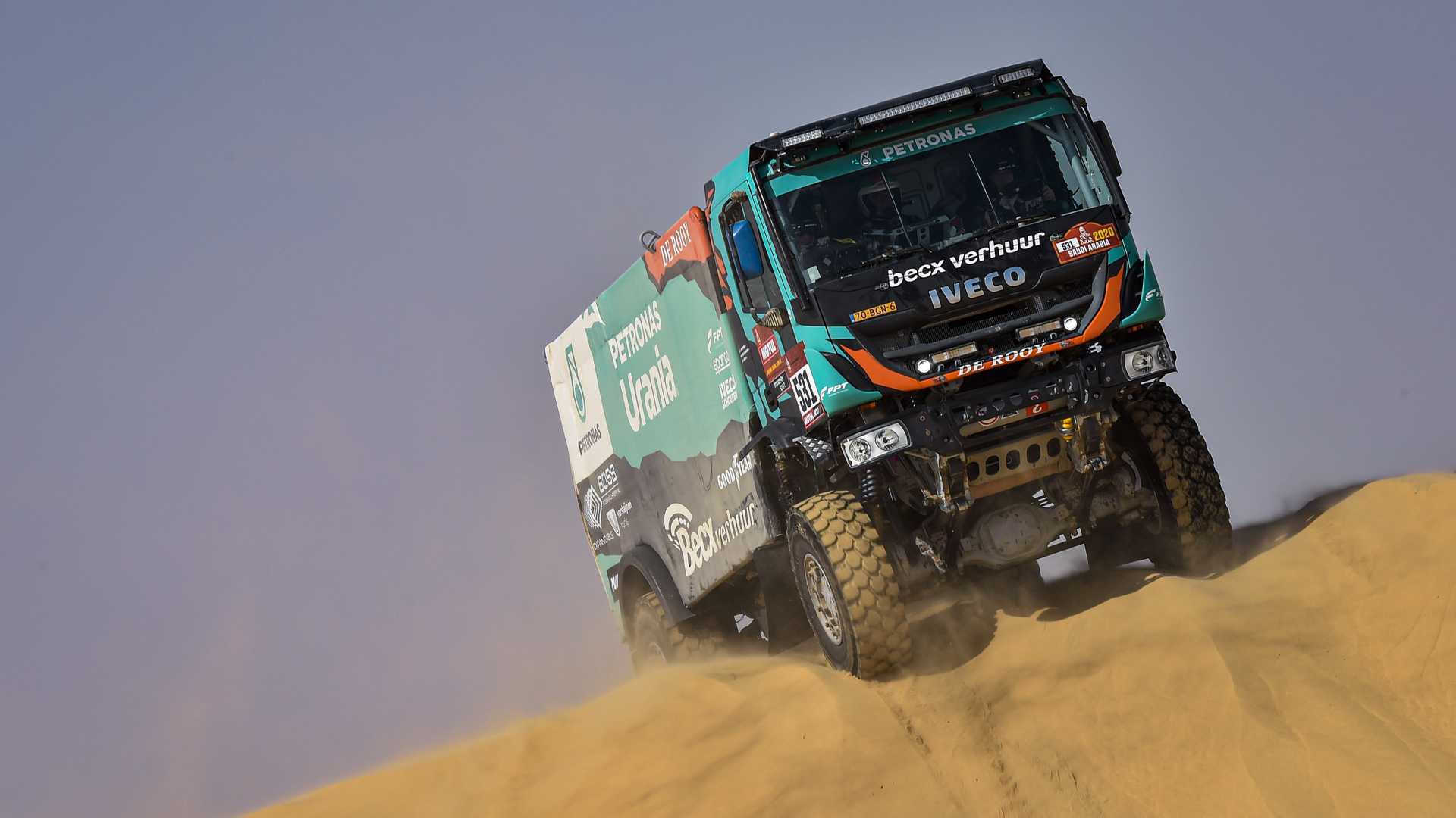 Iveco, il team Petronas De Rooy chiude sesto la Dakar 2020