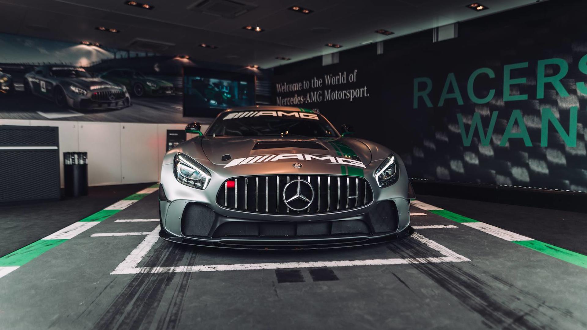 Voici la Mercedes-AMG GT4 de course