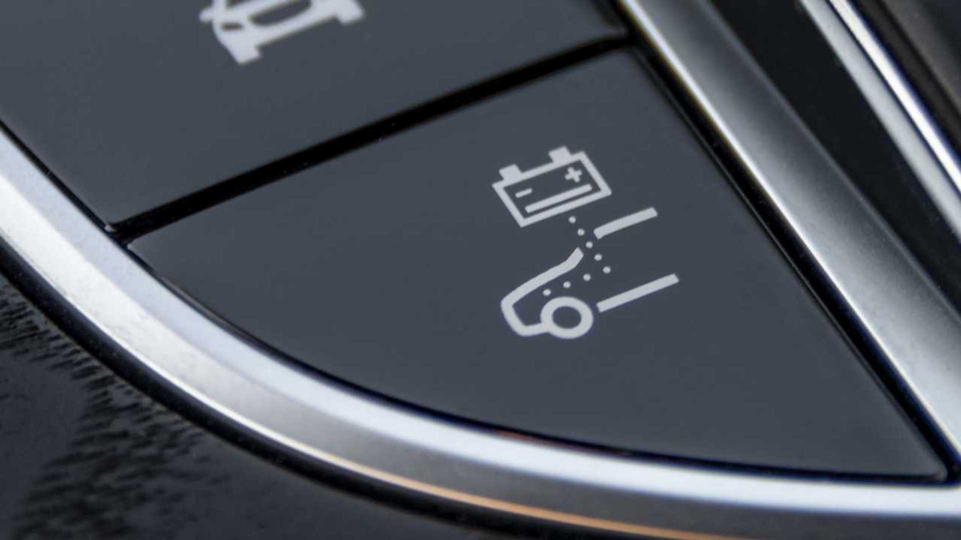 2019 Mercedes-Benz E300 e Plug-In Hybrid First Drive: Darwin Wins