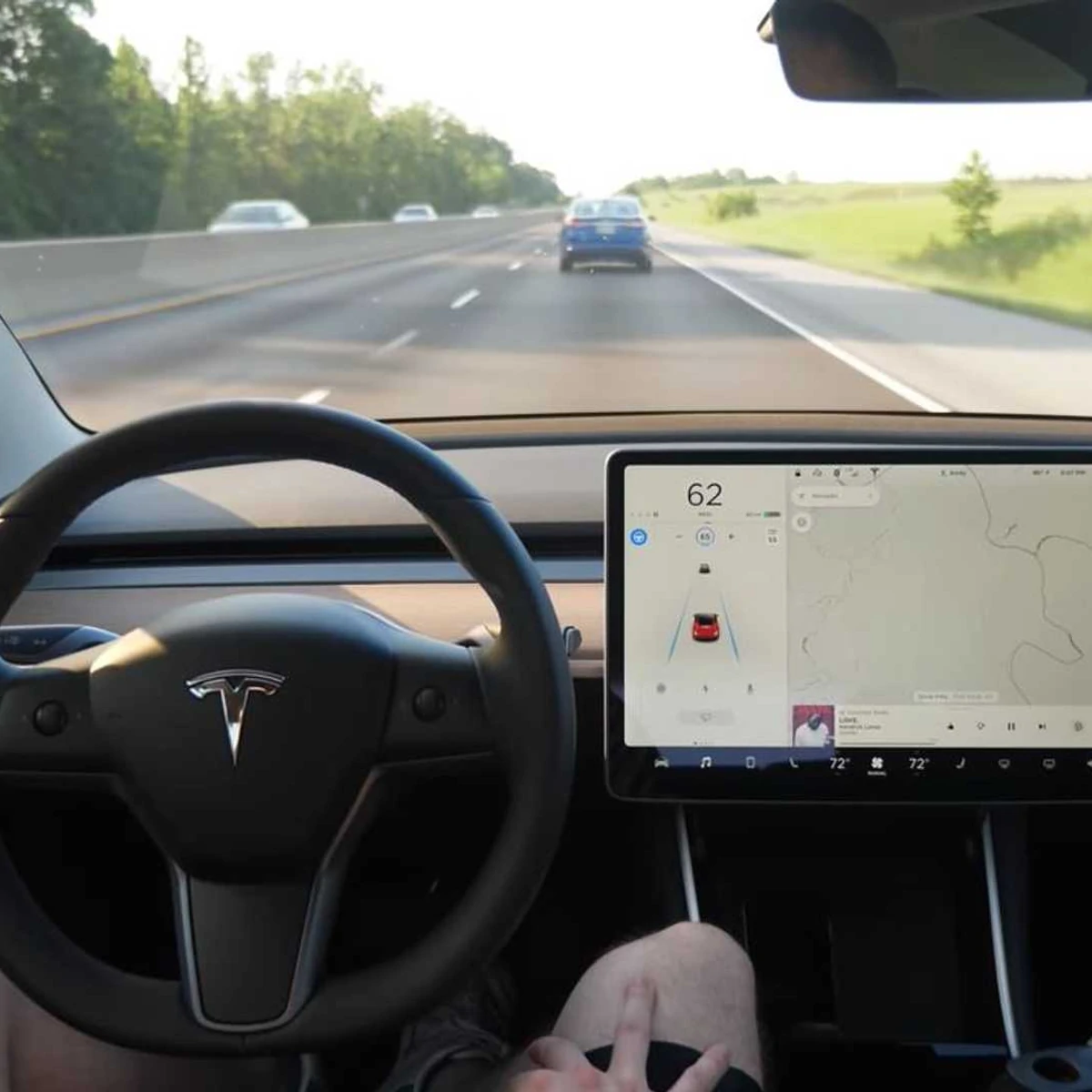 Tesla model y self driving store
