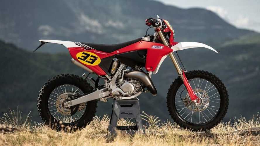 Fantic Presents XEF 450 Rally And Electric Scooter At EICMA 2021