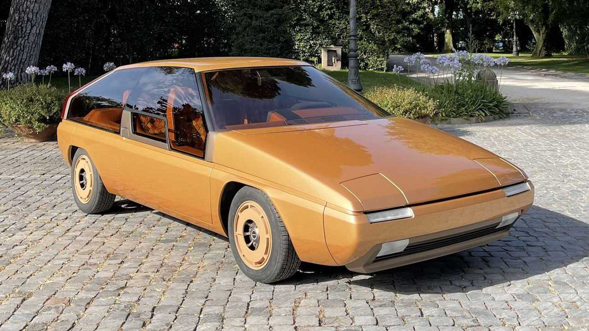 Mazda MX-81, è lei l'auto col volante più strano del mondo